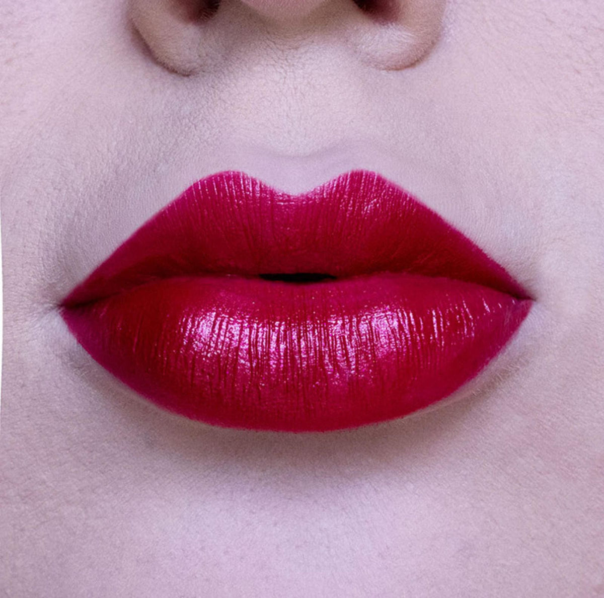BYS Metal Lips Bombshell – Modern Body