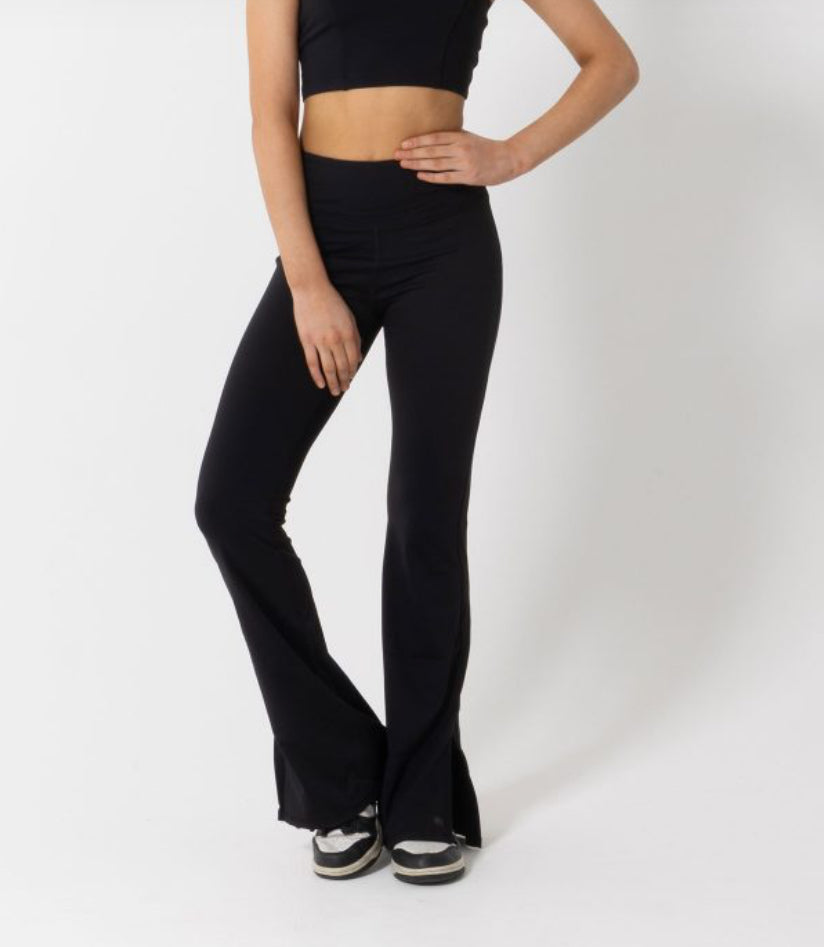 Studio7 Priscilla Flare Pant – Modern Body